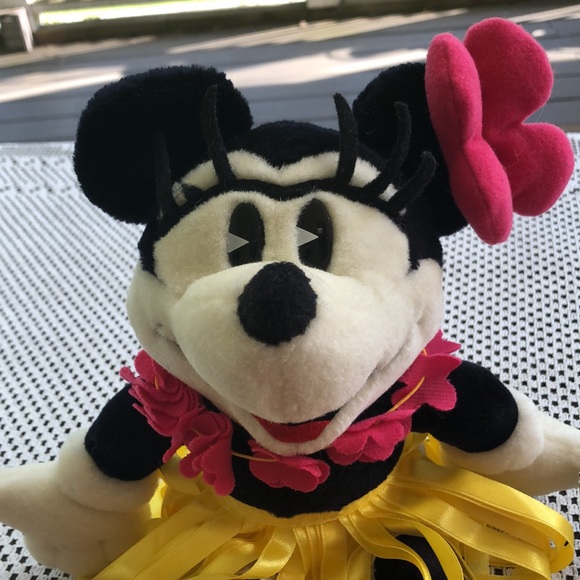 Disney | Other | Vintage The Walt Disney Company Mickeys World Hibiscus ...